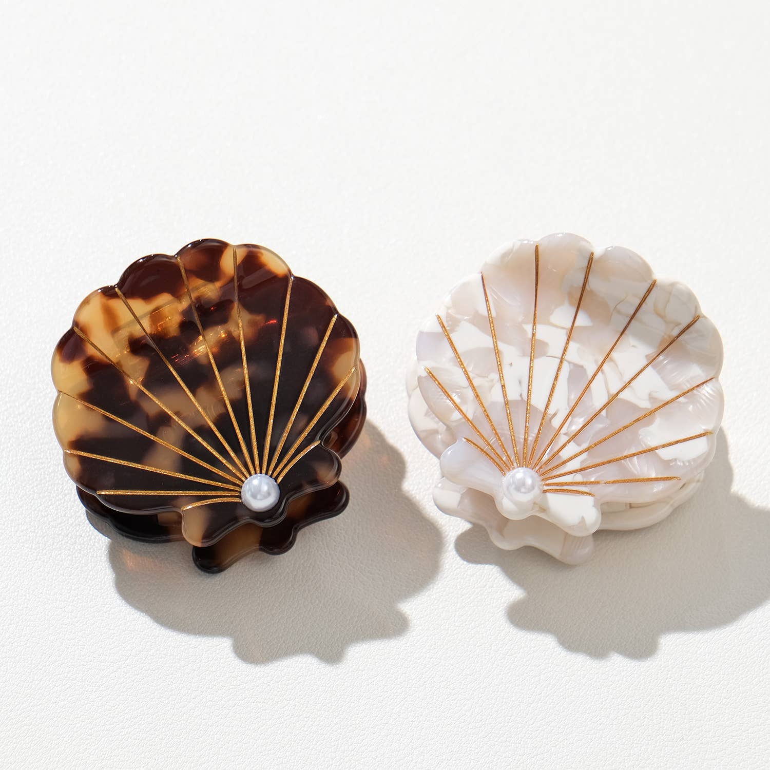 Pearl Vintage Snow Seashell Claw Clip – Mari's Gardens